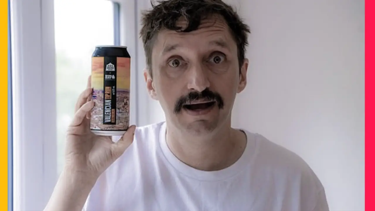 7 Things You Didn't know about Robbie Knox - Hard Rock Media