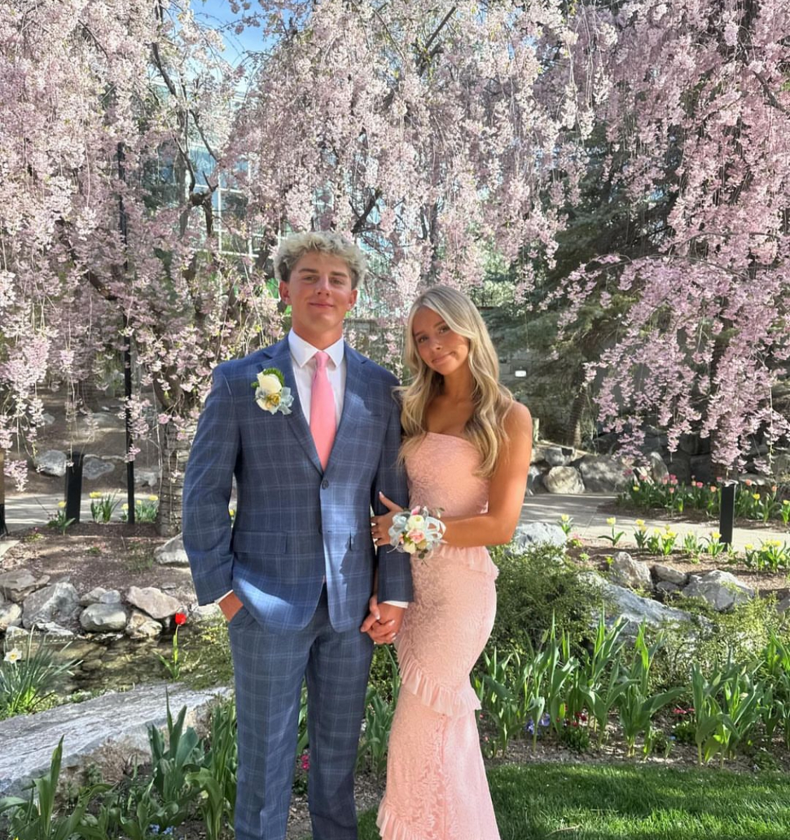 8 Things You Didn’t know about Elle Devore - Hard Rock Media